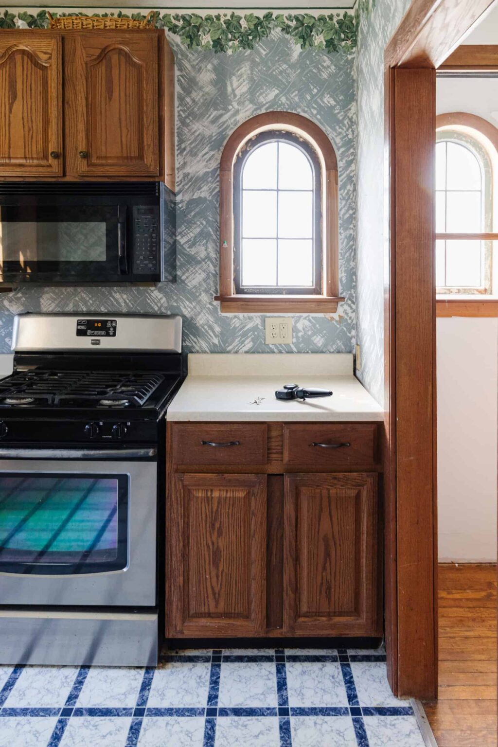 The Ultimate Guide To A Rustic Dorm Room - By Sophia Lee