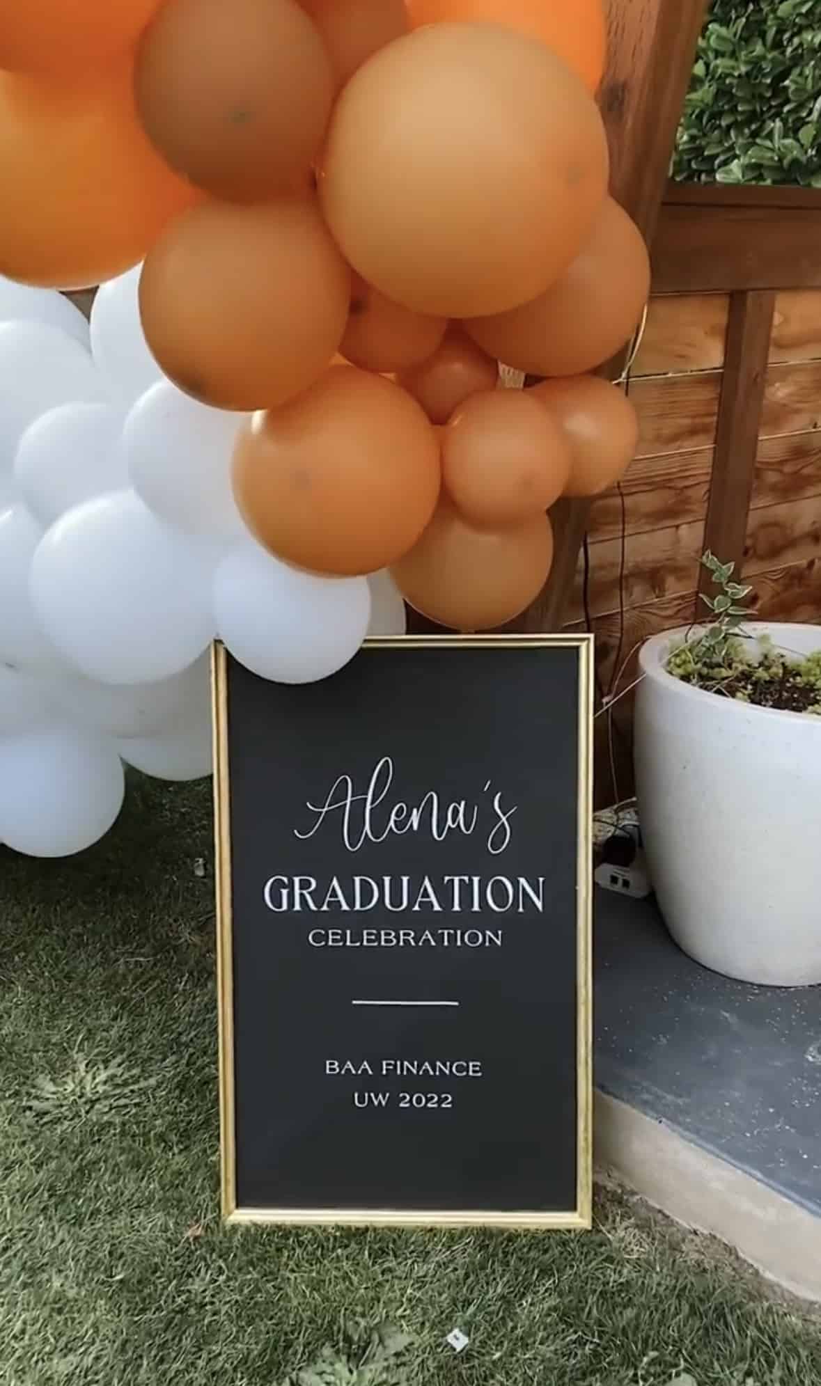 25 Amazing Outdoor Graduation Party Ideas - By Sophia Lee