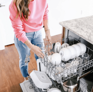 A Step-By-Step Guide On How To Clean A Rug The RIGHT Way - By Sophia Lee