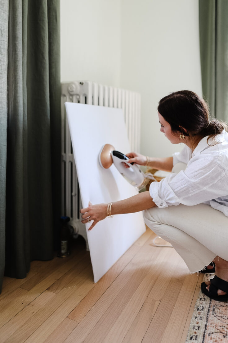 The Easiest Way To Make A DIY Pinboard - By Sophia Lee