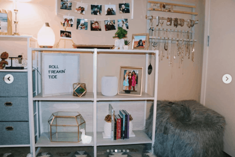24 Photos of Insanely Beautiful & Organized Dorm Rooms - By Sophia Lee