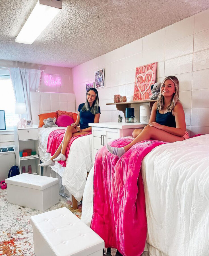 All The Dorm Inspiration You Could Ever Need To Create A Stunning Dorm ...
