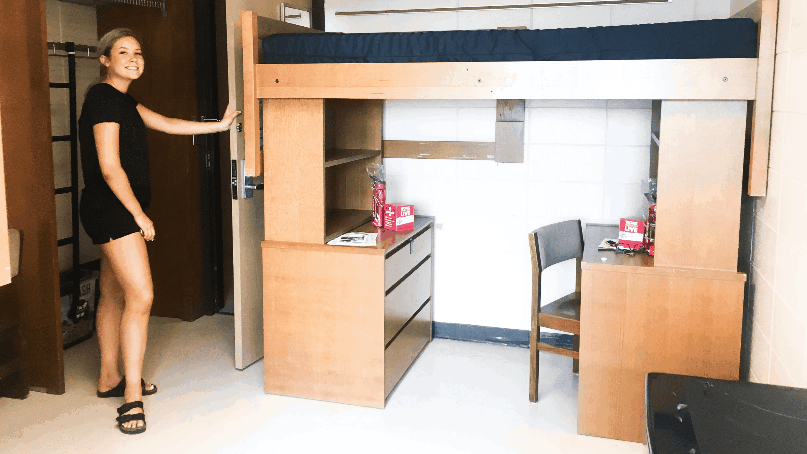 The Ultimate Guide to Dorm Room Living – All The Things I Wish I Knew ...