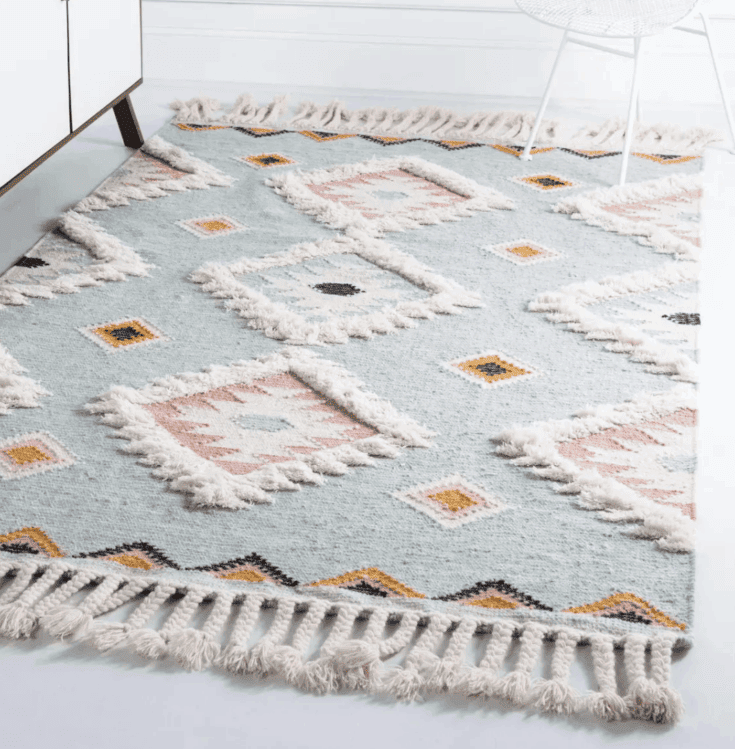 23 Trendiest Dorm Room Rugs That Will Transform Your Dorm - By Sophia Lee