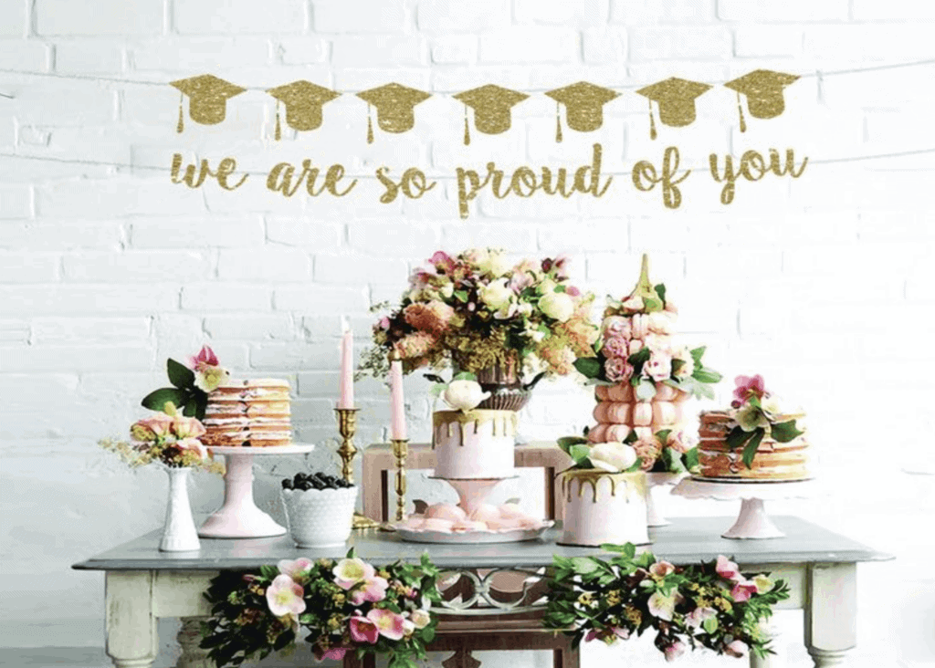 31+ Ideas For The Perfect High School Graduation in 2022 - By Sophia Lee