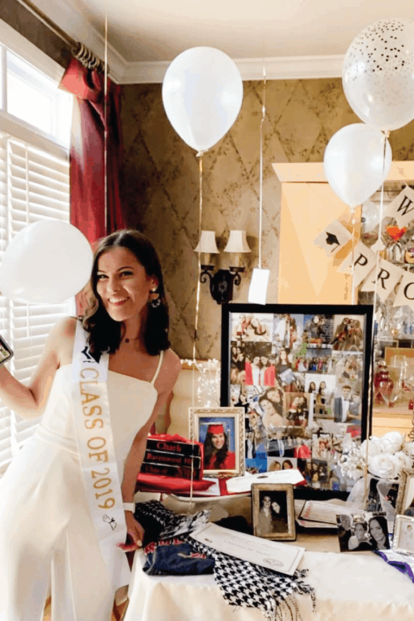 The Secret To Throwing A Graduation Party People Will Remember - By ...