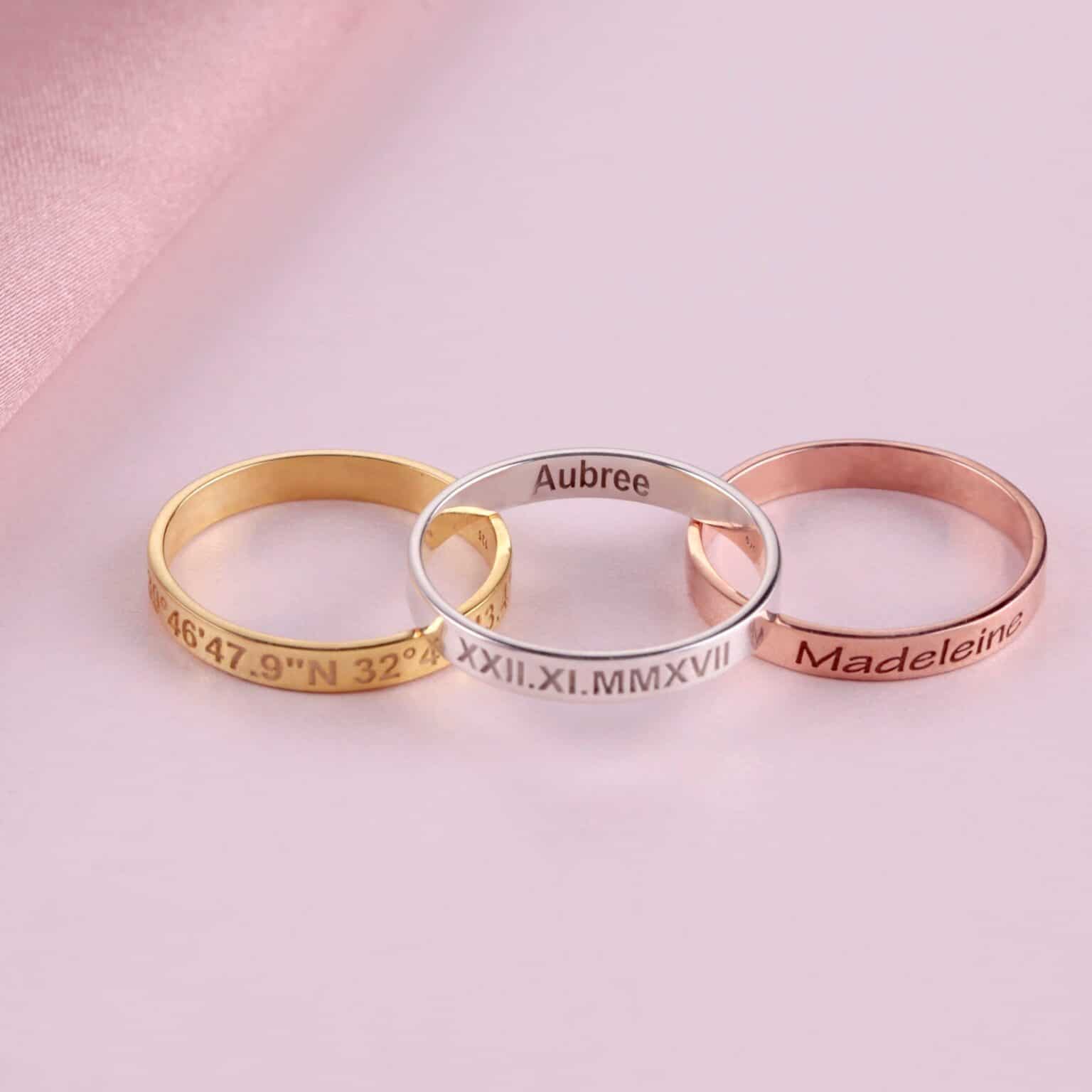 30 Trendiest High School Graduation Gifts 2022 Graduates Will Obsess ...