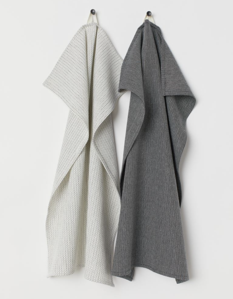 15 Trendy & Neutral Kitchen Towels We Are Obsessed With - By Sophia Lee