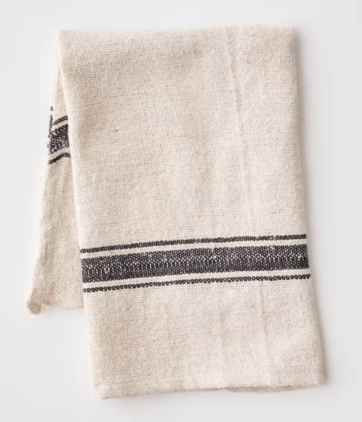 15 Trendy & Neutral Kitchen Towels We Are Obsessed With - By Sophia Lee