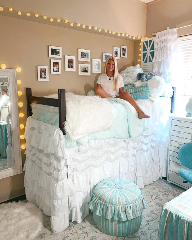 39 Trendy Dorm Rooms That Are Truly Viral-Worthy - By Sophia Lee