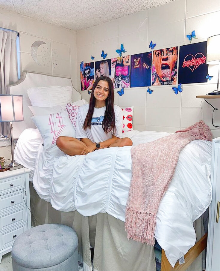 39 Trendy Dorm Rooms That Are Truly Viral-Worthy - By Sophia Lee